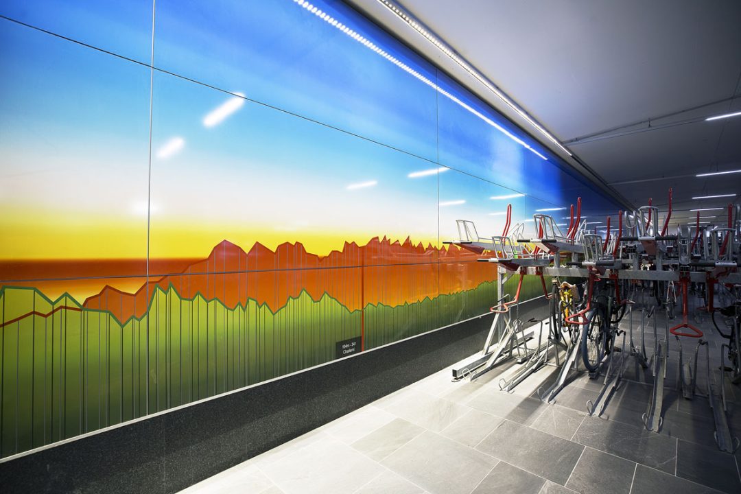 Making a Statement: Architectural Elements in Public Spaces | Metal ...